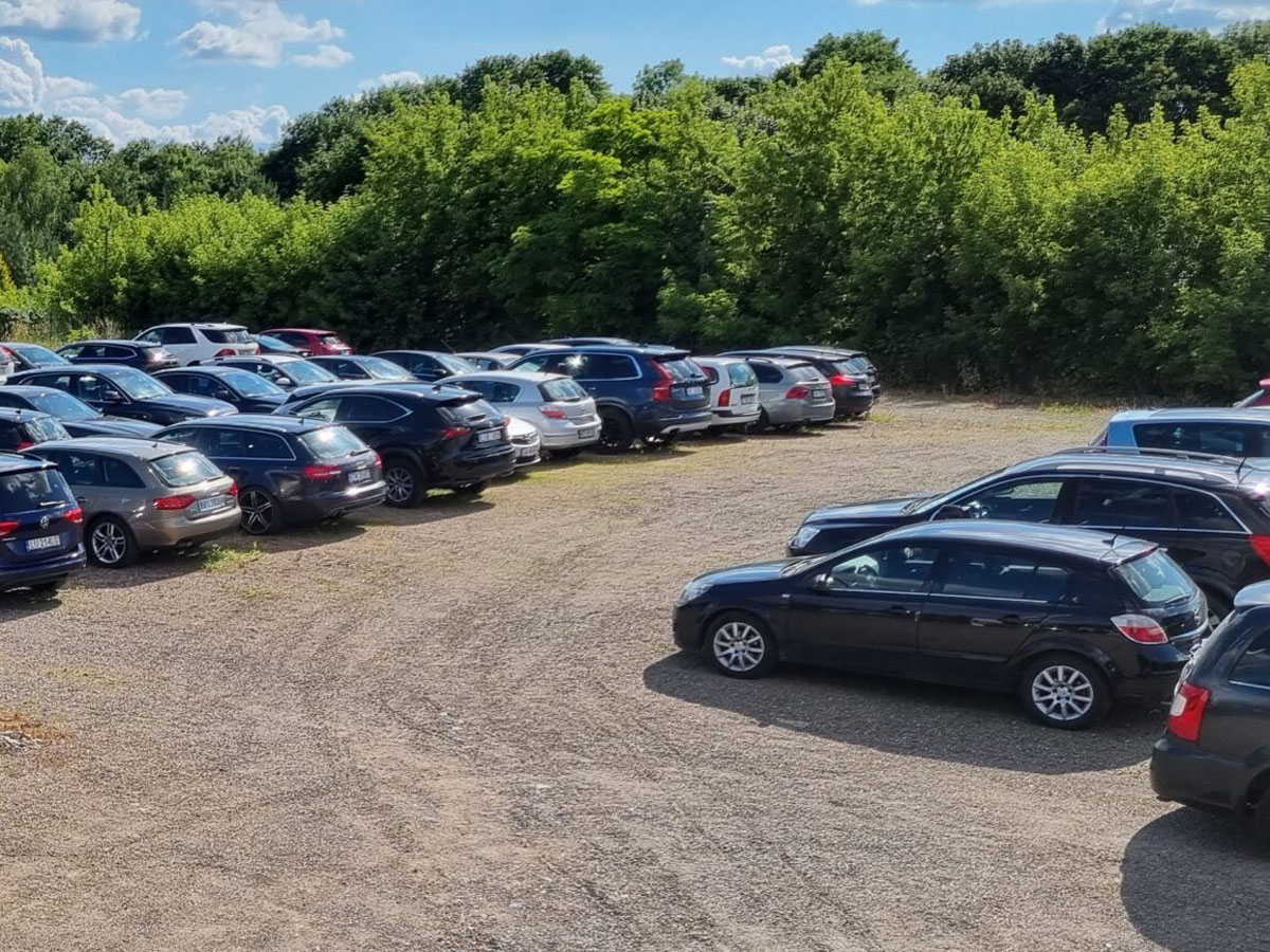 Parking Przy Lotnisku Warszawa Modlin