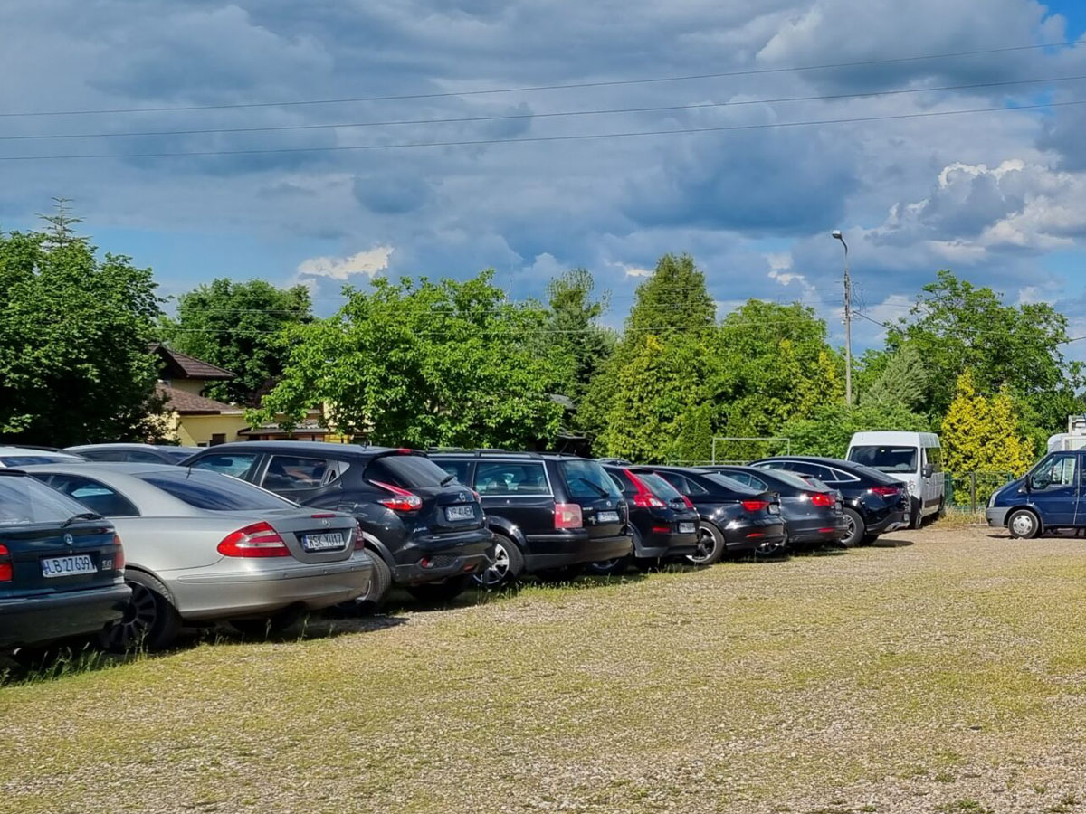 Parking Przy Lotnisku Warszawa Modlin
